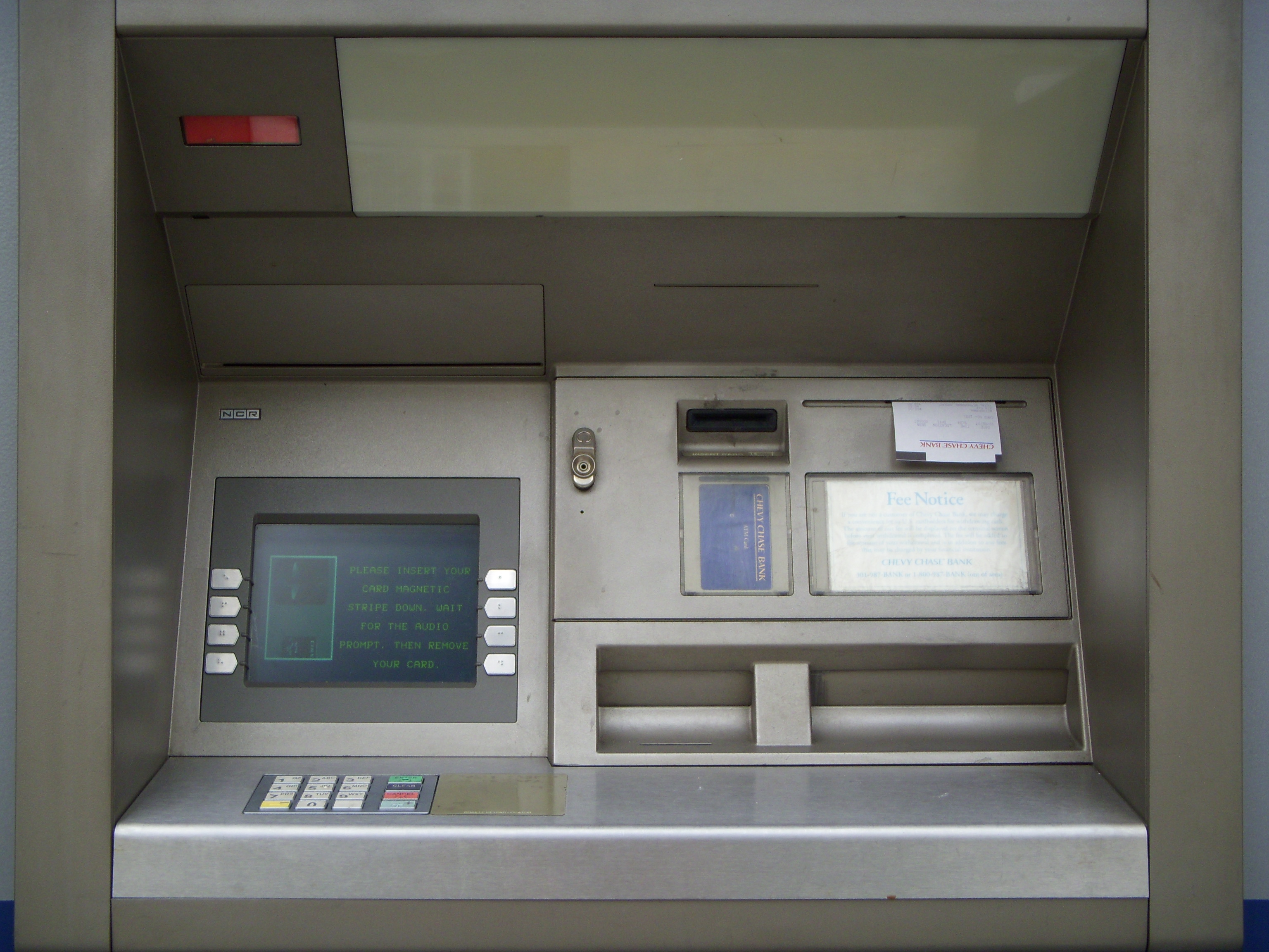 Atripalda – Tentano di asportare il bancomat ma il furto non riesce ... Atripalda – Tentano di asportare il bancomat ma il furto non riesce ...
